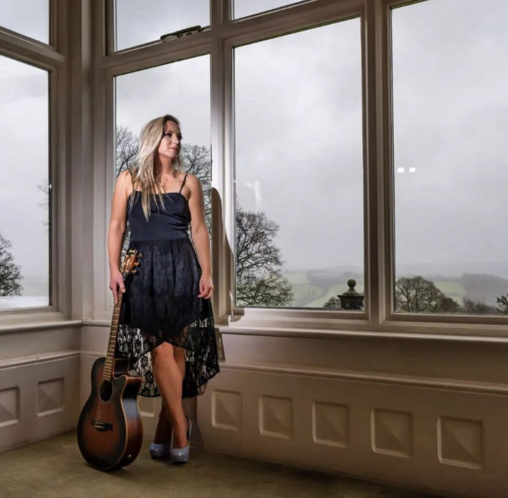 Laura Kate | Surfside & Rum Bar